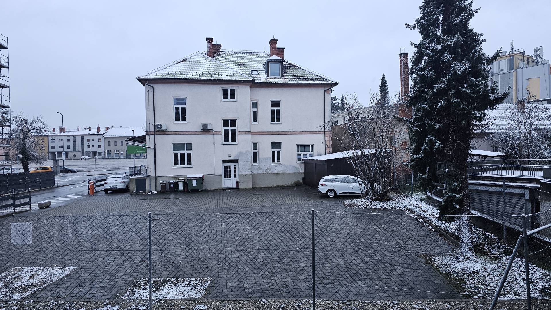 FOTO: Po skoraj dveh desetletjih smo se tudi v Pomurju prebudili v bel ...