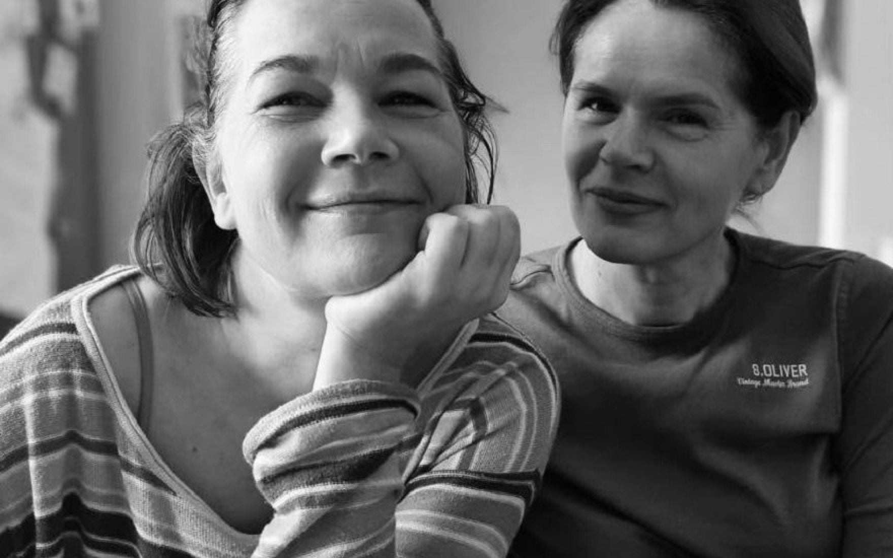 Alenka Bratušek se je poslovila od mlajše sestre, slednja umrla pri 48 ...