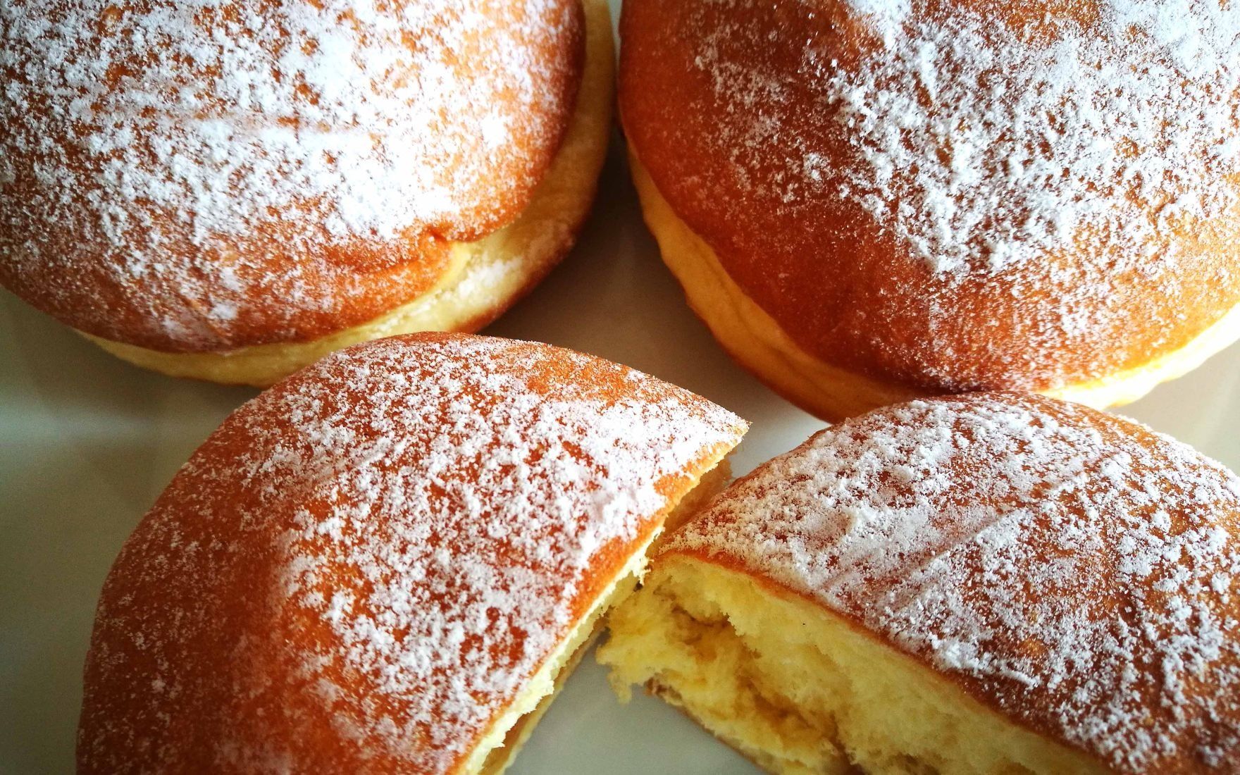 Na današnji debeli četrtek se mora miza šibiti pod pustnimi dobrotami ...