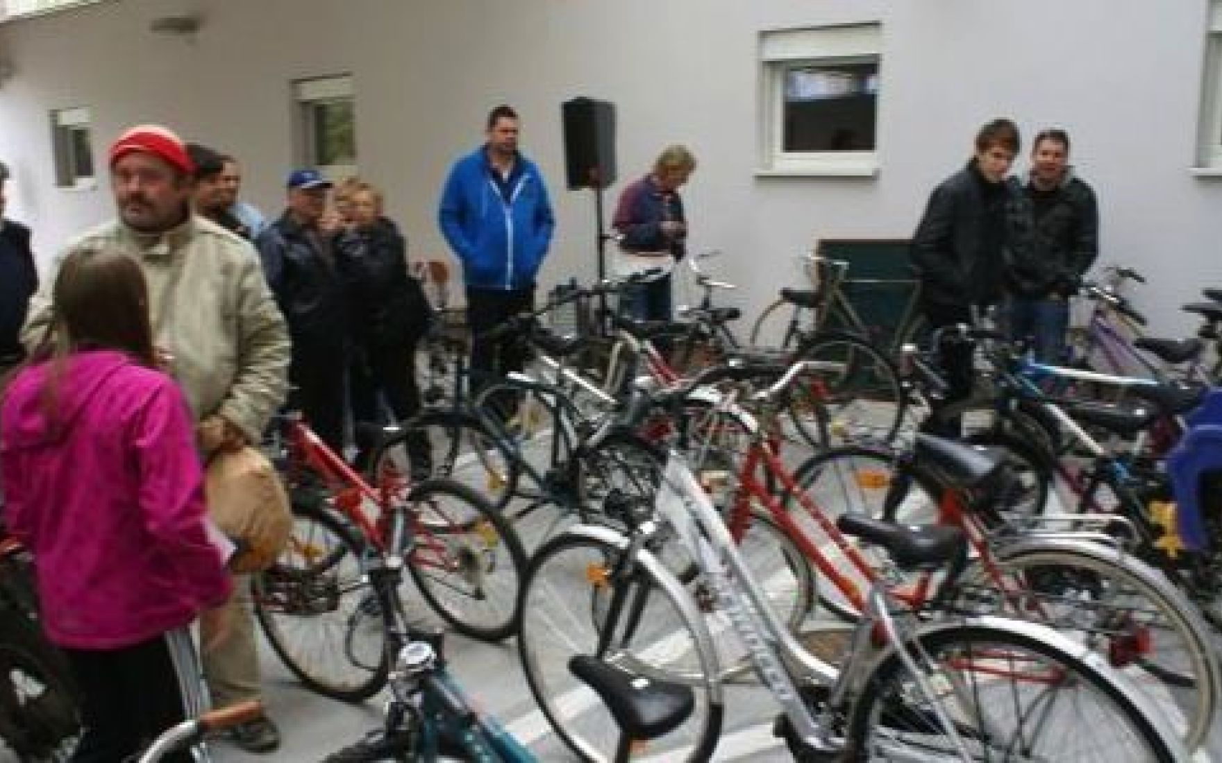 Po kolo in mobitel na policijo | Sobotainfo.com