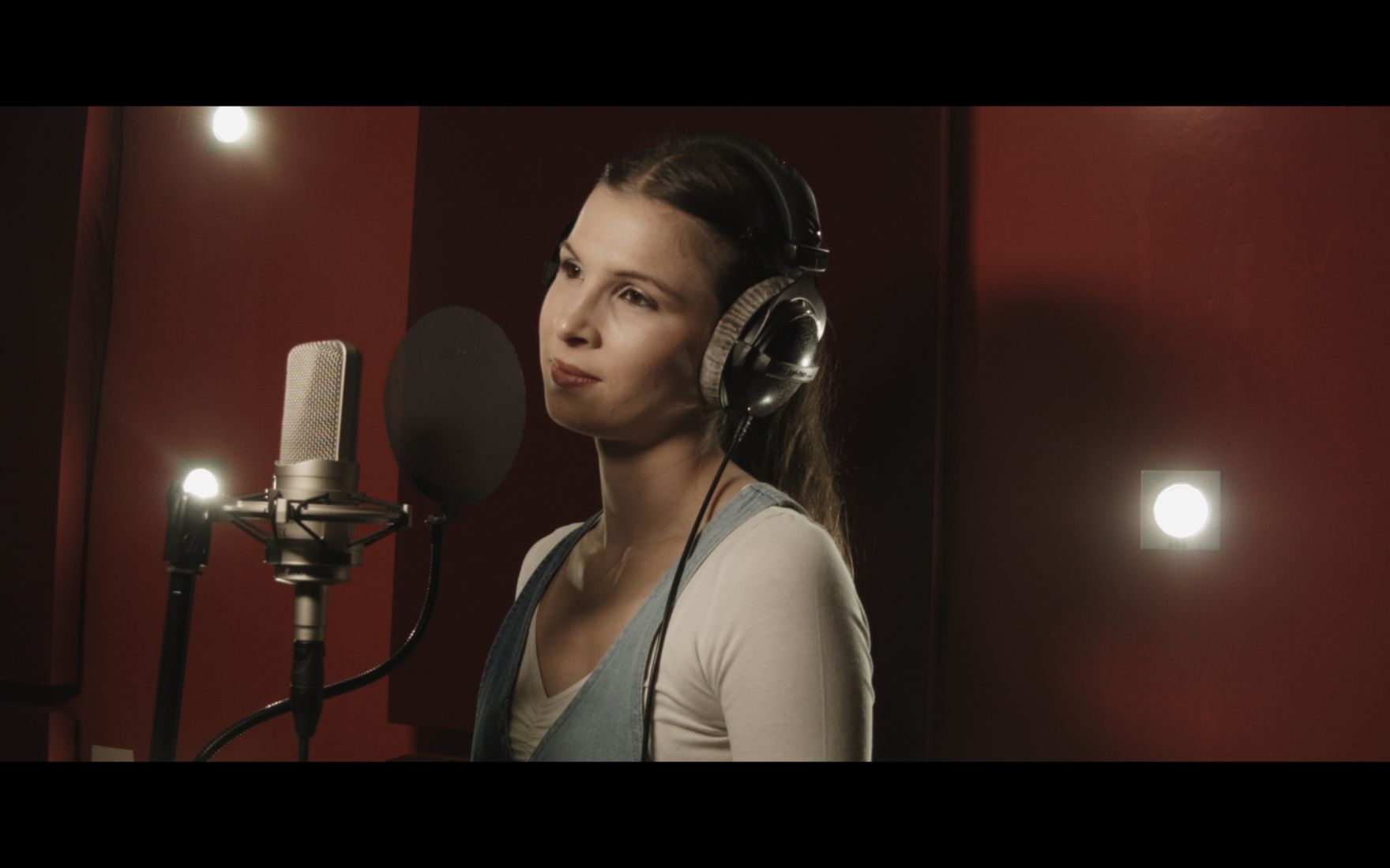 VIDEO: Pomurska glasbenika s priredbo zmagovalne pesmi Tinkare Kovač ...