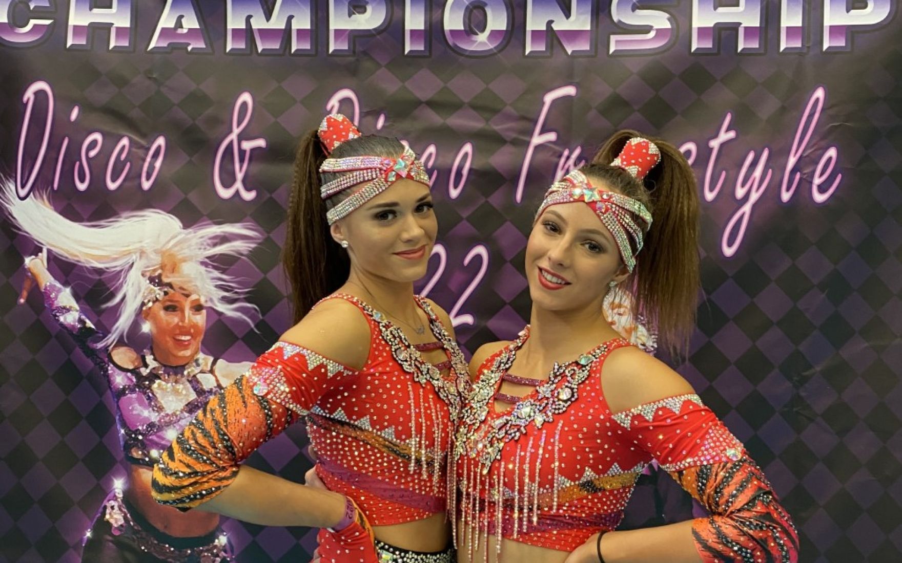 FOTO: Plesalke plesne šole Zeko uspešne na svetovnem prvenstvu na Švedskem | Sobotainfo.com