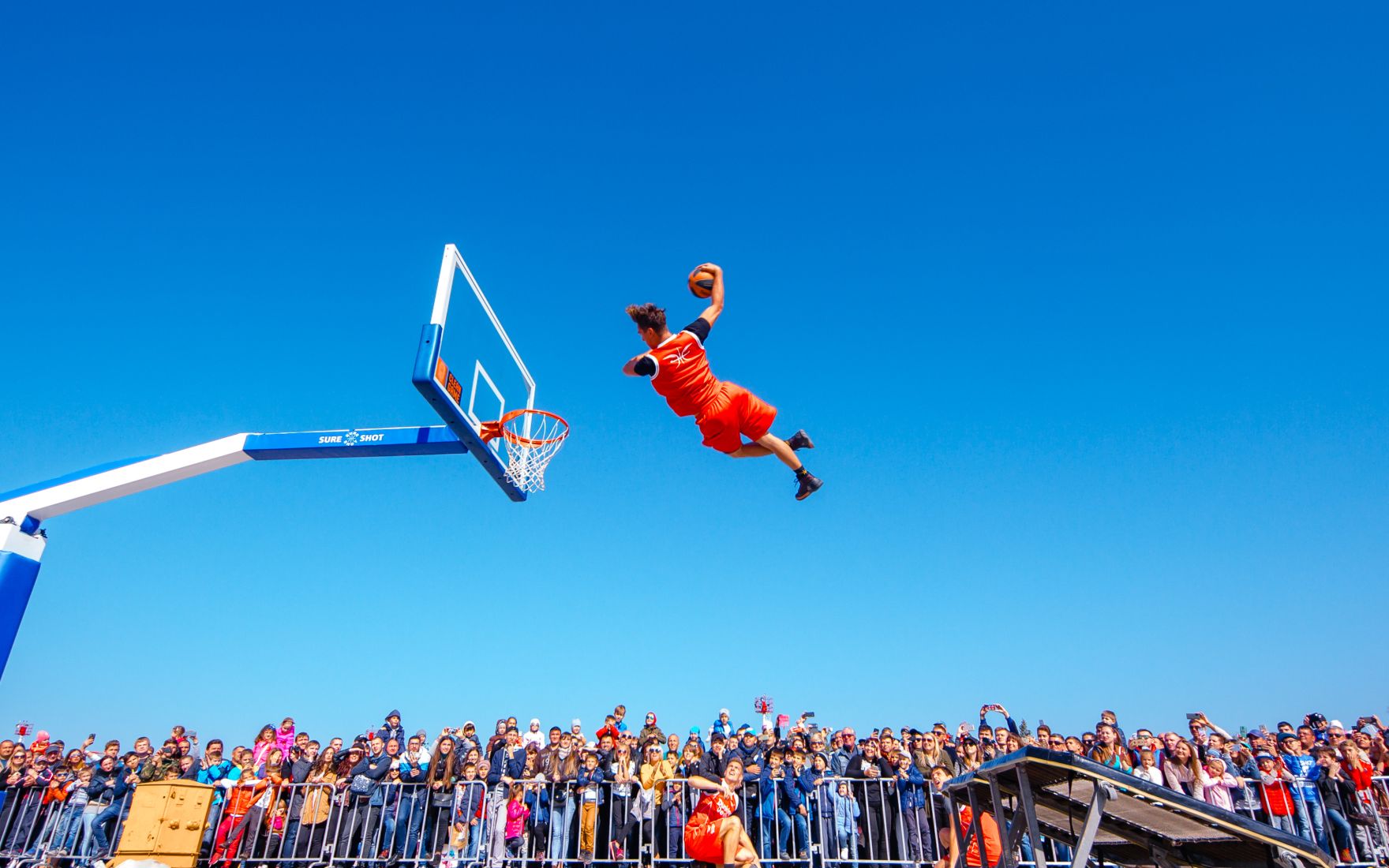 Dunking Devils: Akrobatski spektakel v BTC City Murska Sobota ...