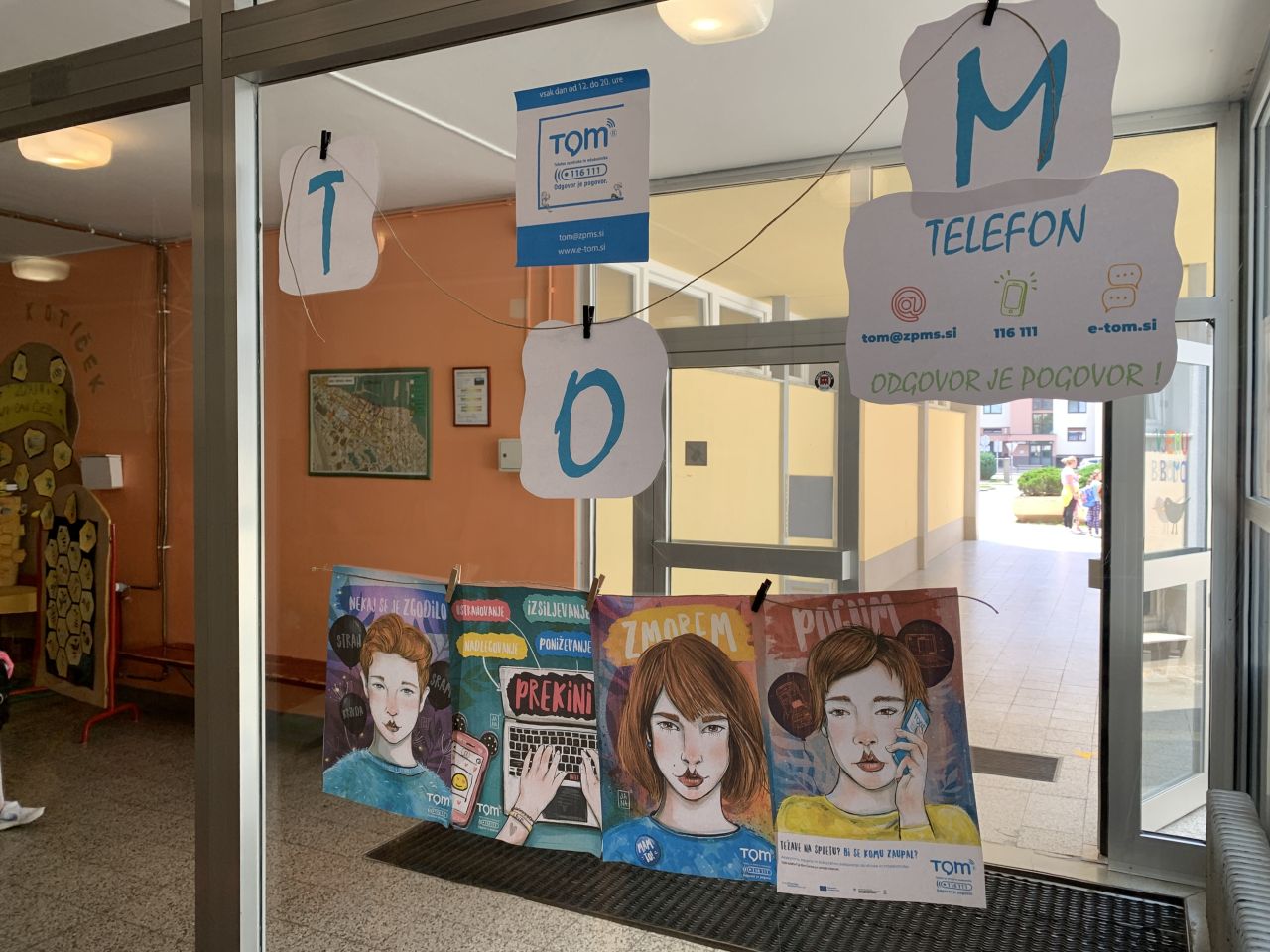 TOM telefon in svetovalne službe opozarjajo: Med otroci vse več ...