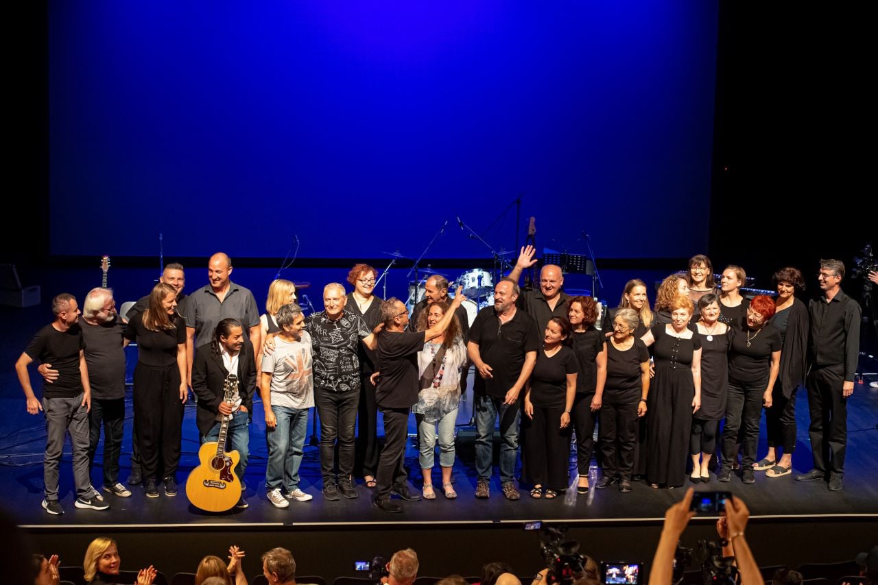 FOTO in VIDEO: Soboška glasbena skupina Doroja navdušila publiko v ...