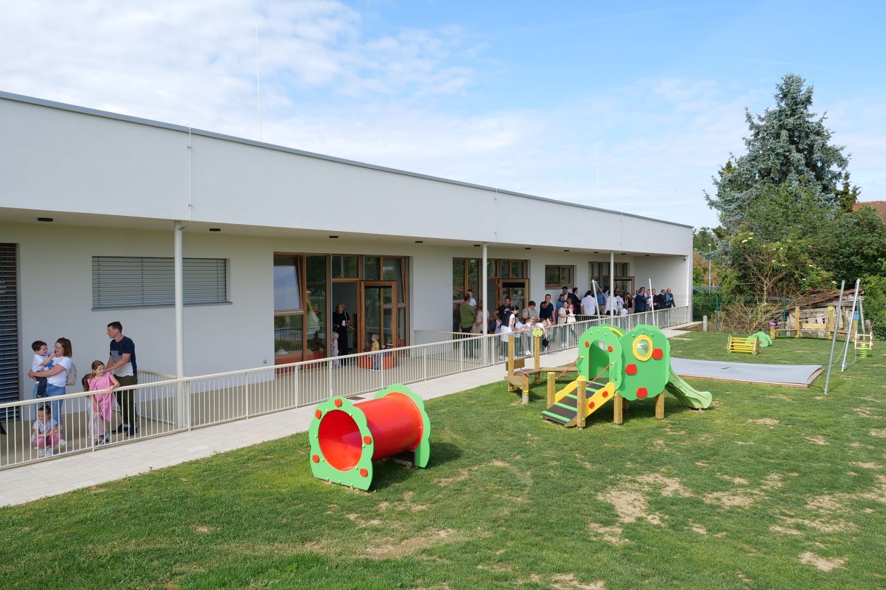 FOTO in VIDEO: V Puconcih slovesno otvorili nov vrtec: »To je zgolj en kamenček v celotnem ...