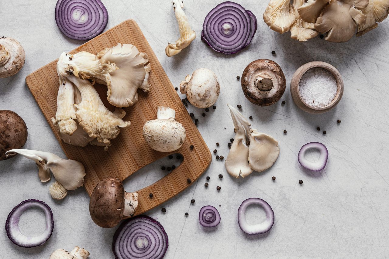 Če jo poje polž, jo lahko tudi vi? Nevarna zmota, ki lahko ogrozi ...