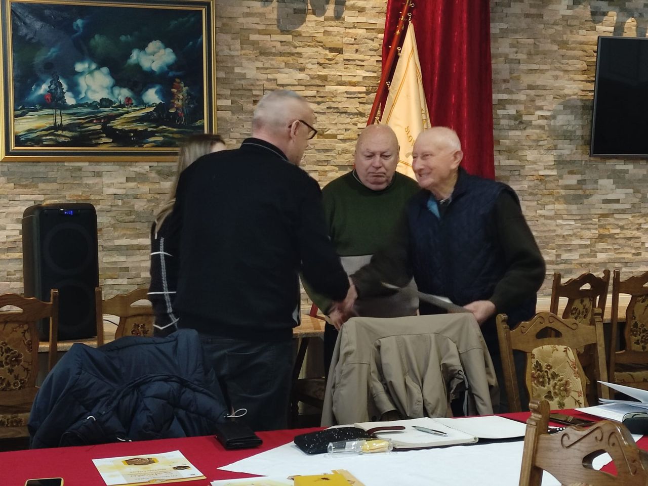 Janez Vogrin iz Bogojine pri 90 letih še vedno čebelari in kmetuje na ...